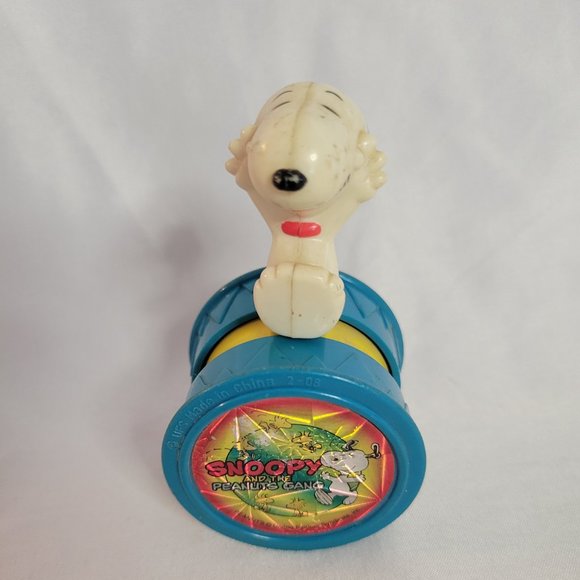 Peanuts | Accessories | Snoopy And The Peanuts Gang 998 Wobbler Spinner ...
